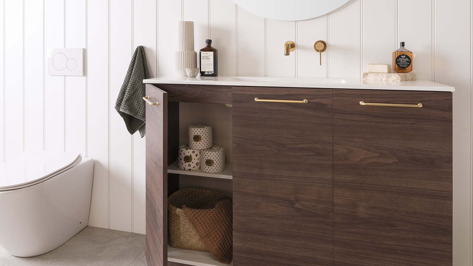 Glacier Ensuite, All-Door Vanity | Architectural Designer Products | ADP